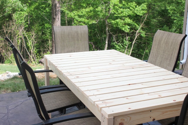 How to Build a Patio Dining Table - How to Nest for Less™