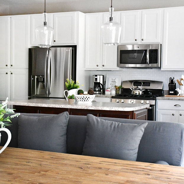 Breakfast Room Refresh - Beautiful Home Decor Ideas