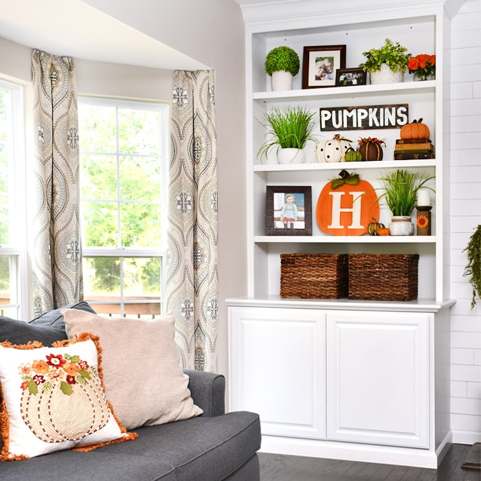 Fall House Tour and Decorating Ideas - Family Room